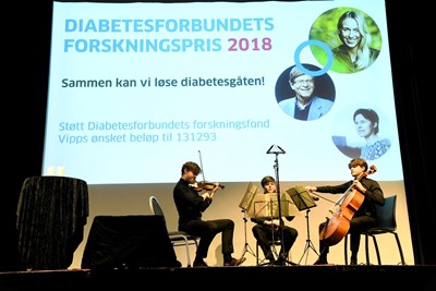 Knut Dahl-Jørgensen og Simon Dankel er årets forskningsprisvinnere ...